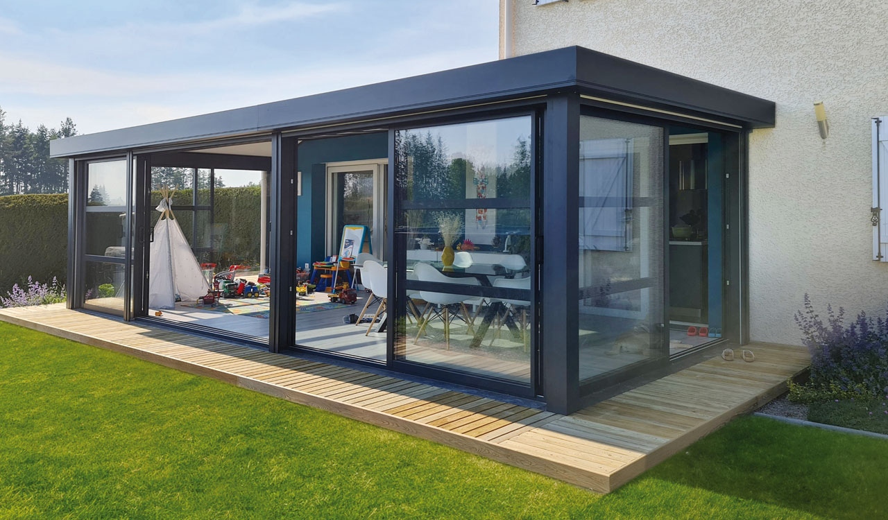Véranda moderne en aluminium : design et confort | Renoval
